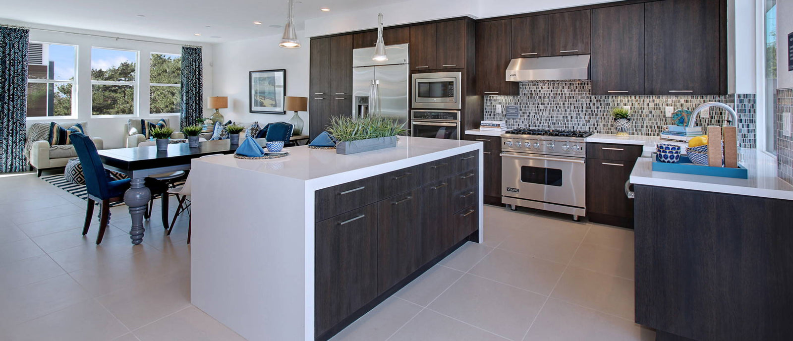 MSI Surfaces - Arctic White Quartz Countertop