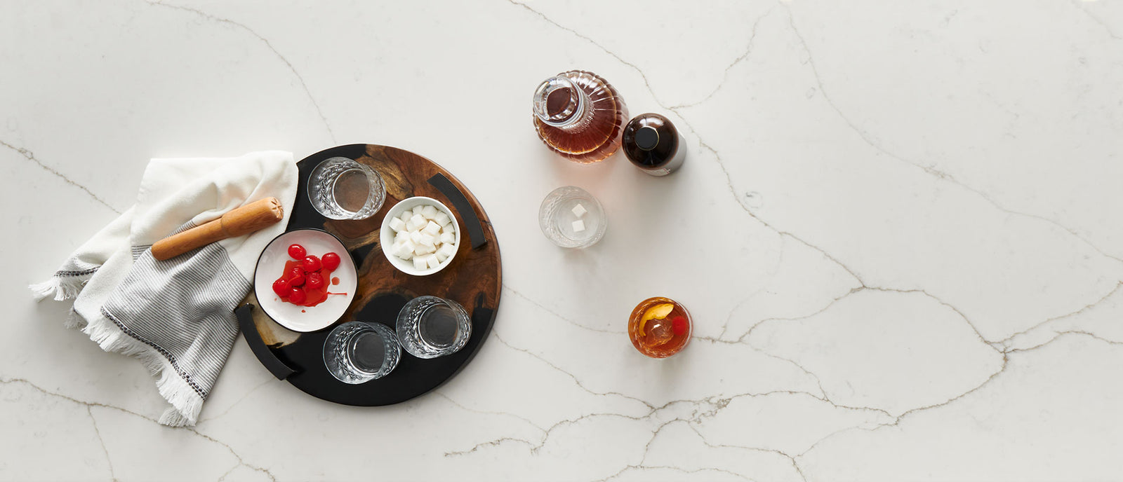 MSI Surfaces - Calacatta Prado Quartz Countertop